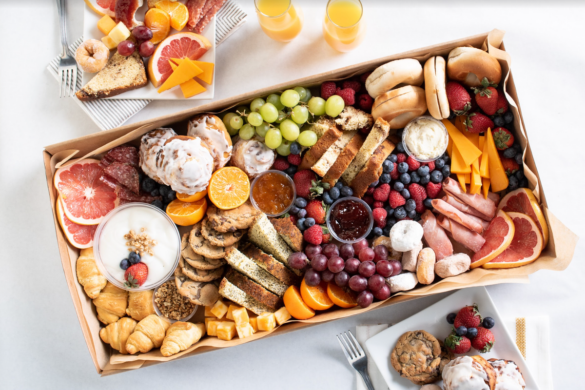 How to Build the Ultimate Brunch Board – Table & Thyme